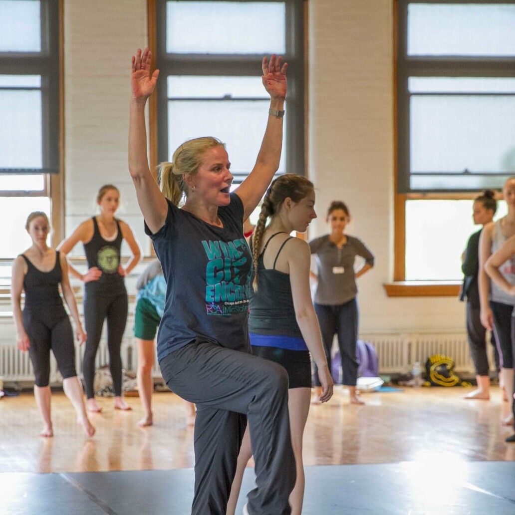 ADULT Modern Dance Summer Intensive - Mutual Dance Theatre and Arts Centers