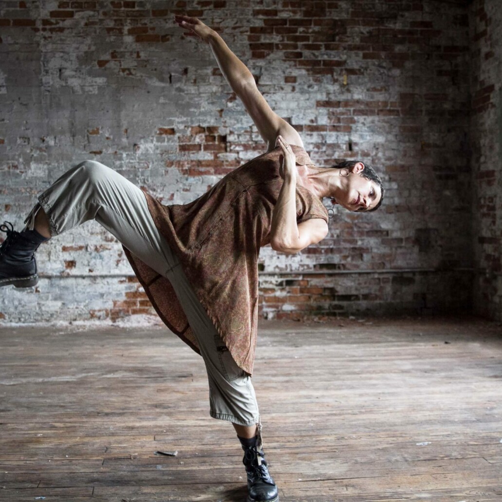 ADULT Modern Dance Summer Intensive - Mutual Dance Theatre and Arts Centers